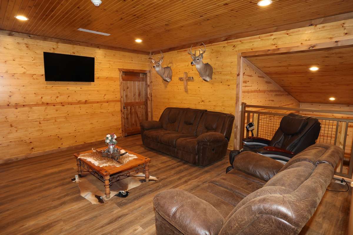 South Texas Luxury Hunting Lodge | Santa Cruz Ranch